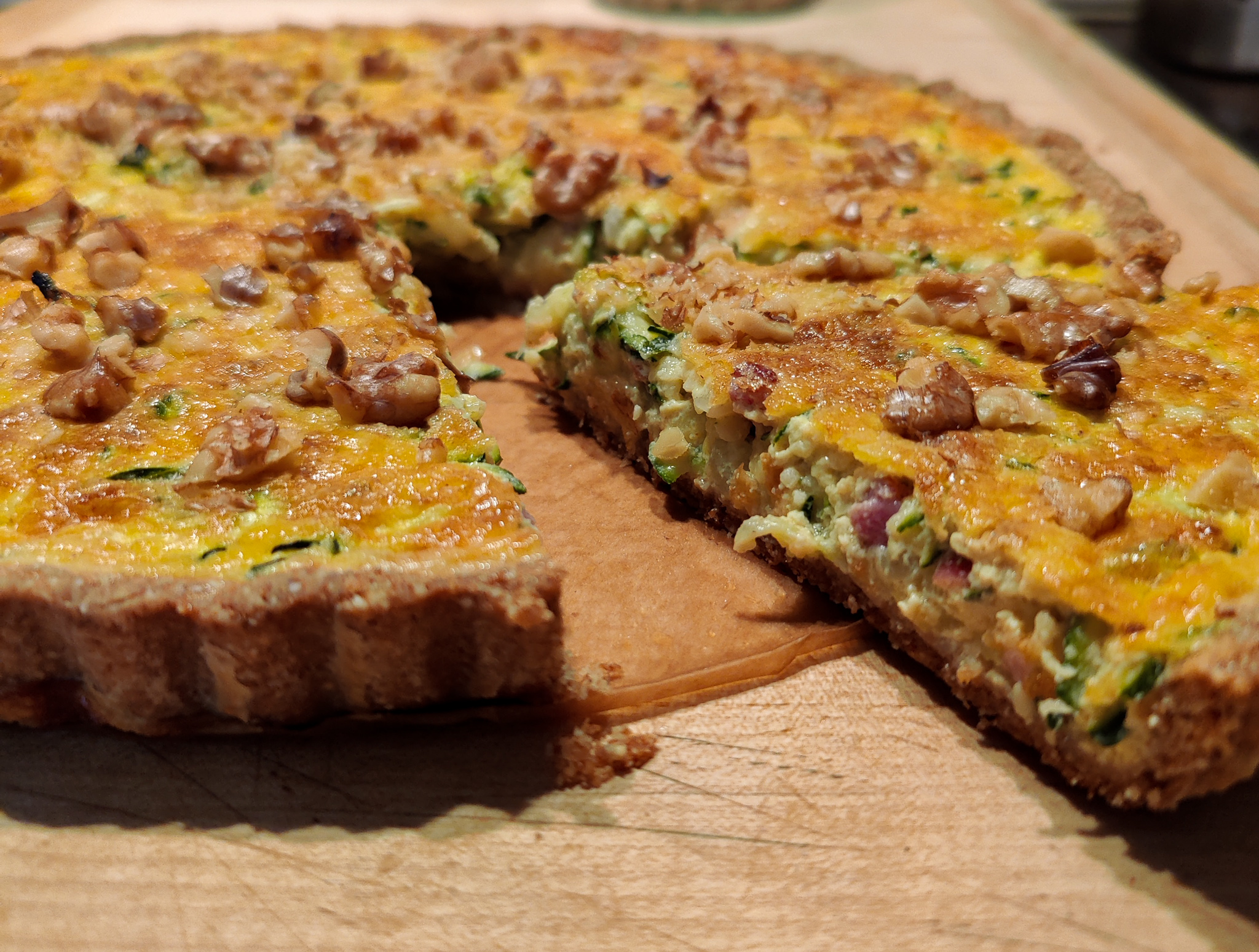 Saftige Zucchini-Quiche mit Speck und Zwiebeln - Rustical Vibes